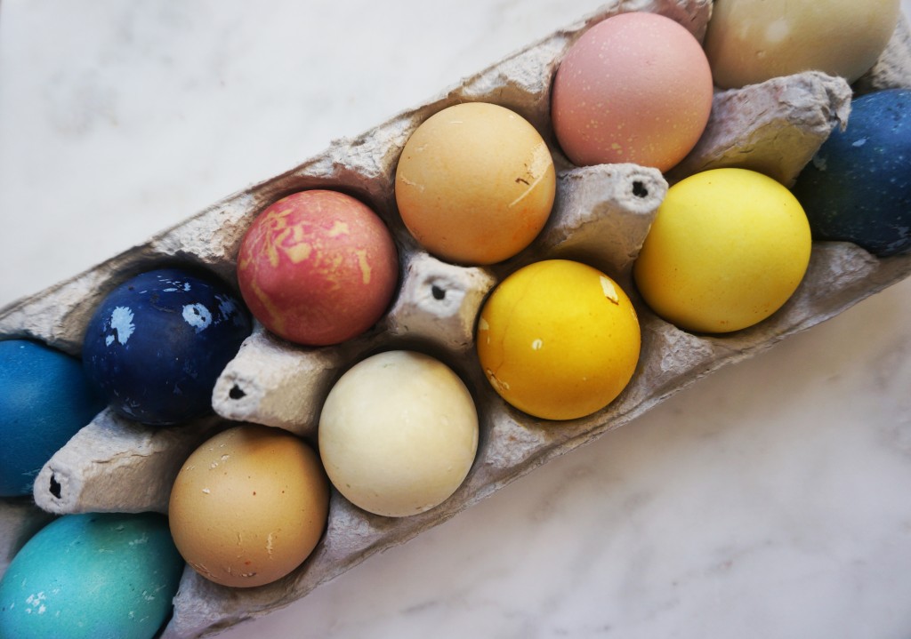 Organically Dyed Easter Eggs... - Murphy DeesignMurphy Deesign
